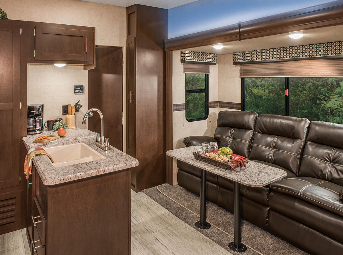 2017 Sportster 100 342THR13 Lightweight Travel Trailer Toy Hauler | KZ RV