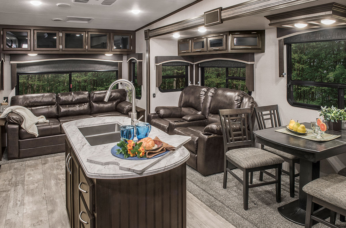 2018 Durango 1500 Sport D270RLD Lightweight Luxury Fifth Wheel | KZ RV