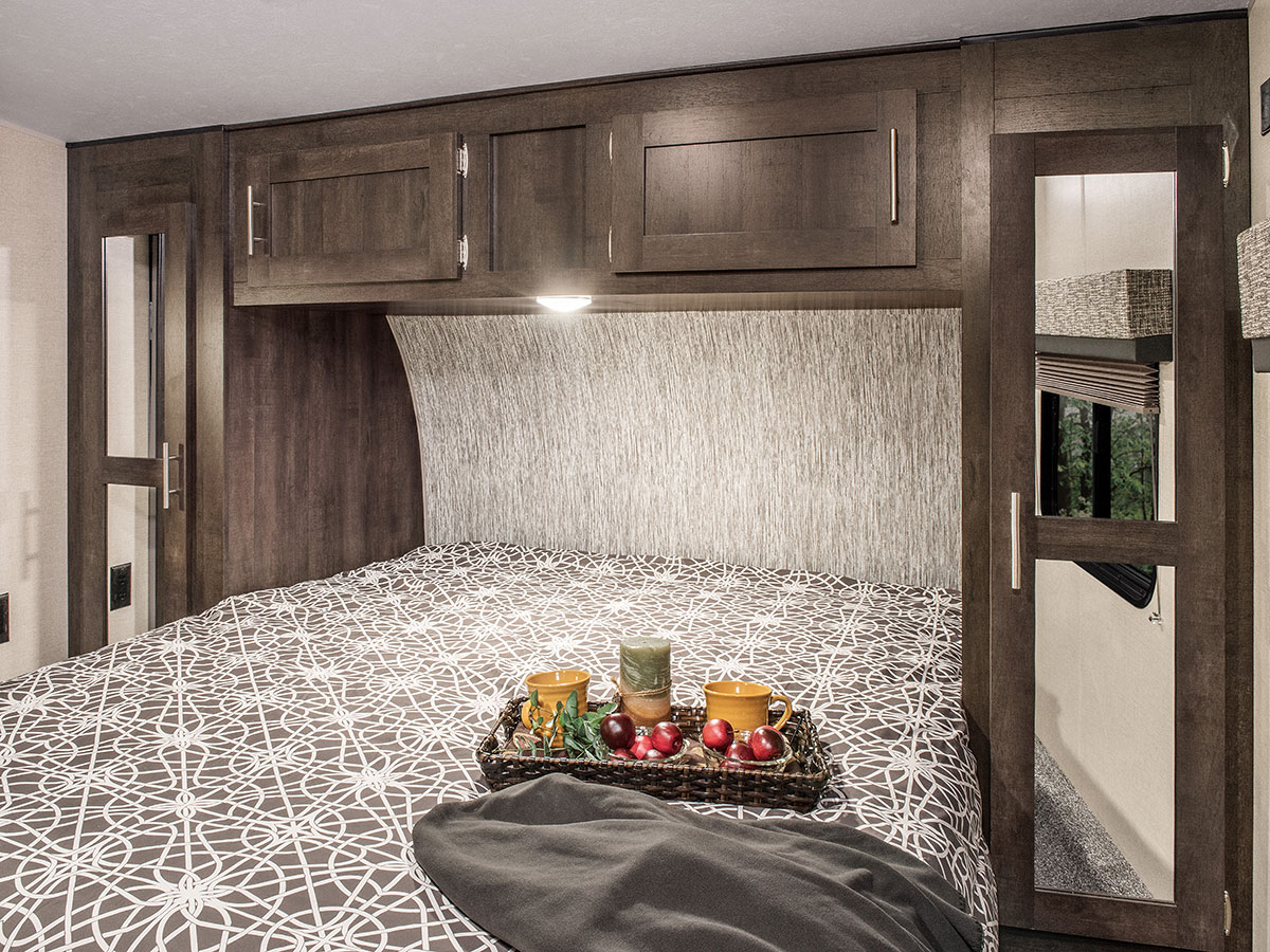 2019 Sportster 343TH11 Fifth Wheel Toy Hauler | KZ RV