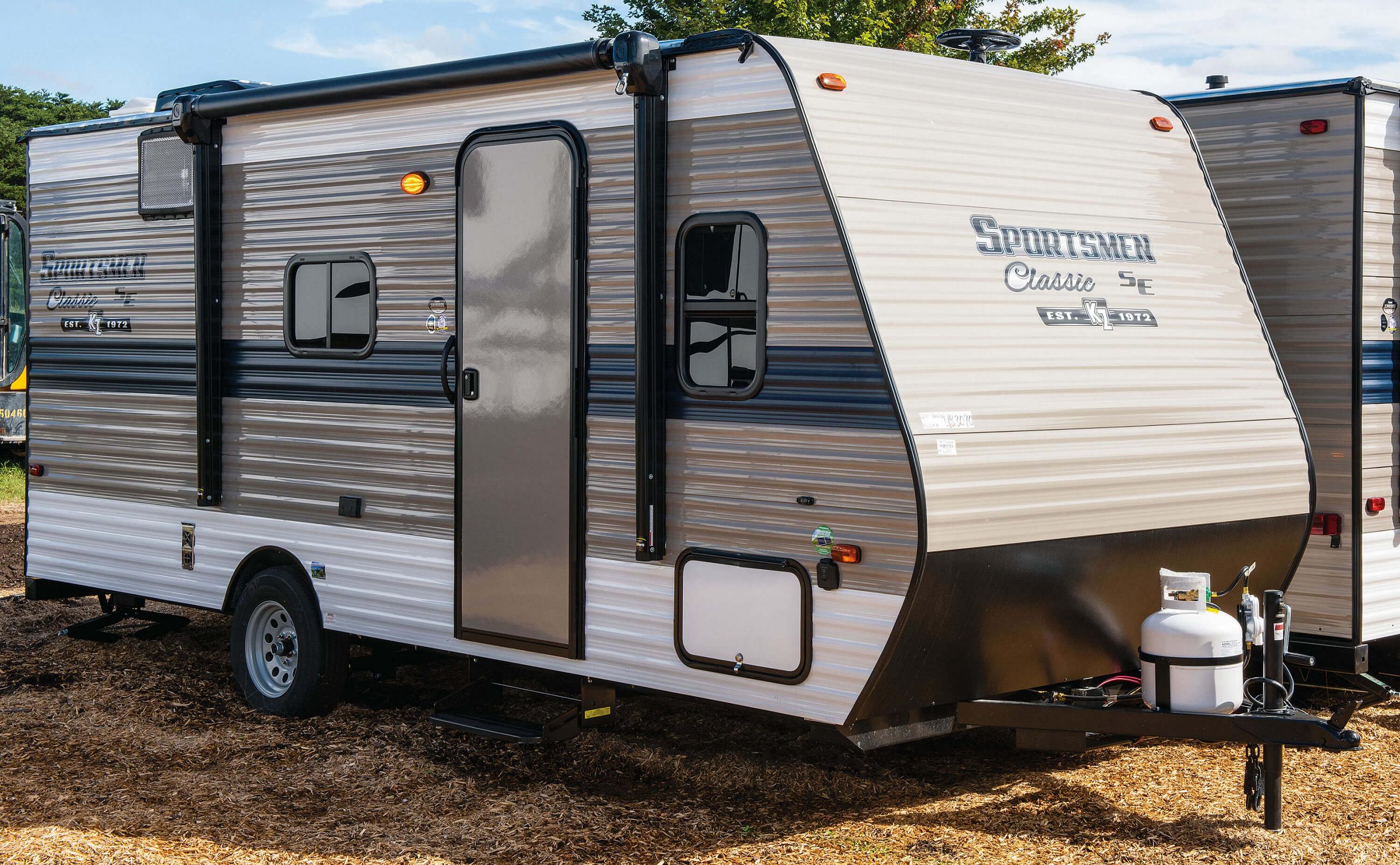 2020 Sportsmen® Classic SE Travel Trailer Photos | KZ RV