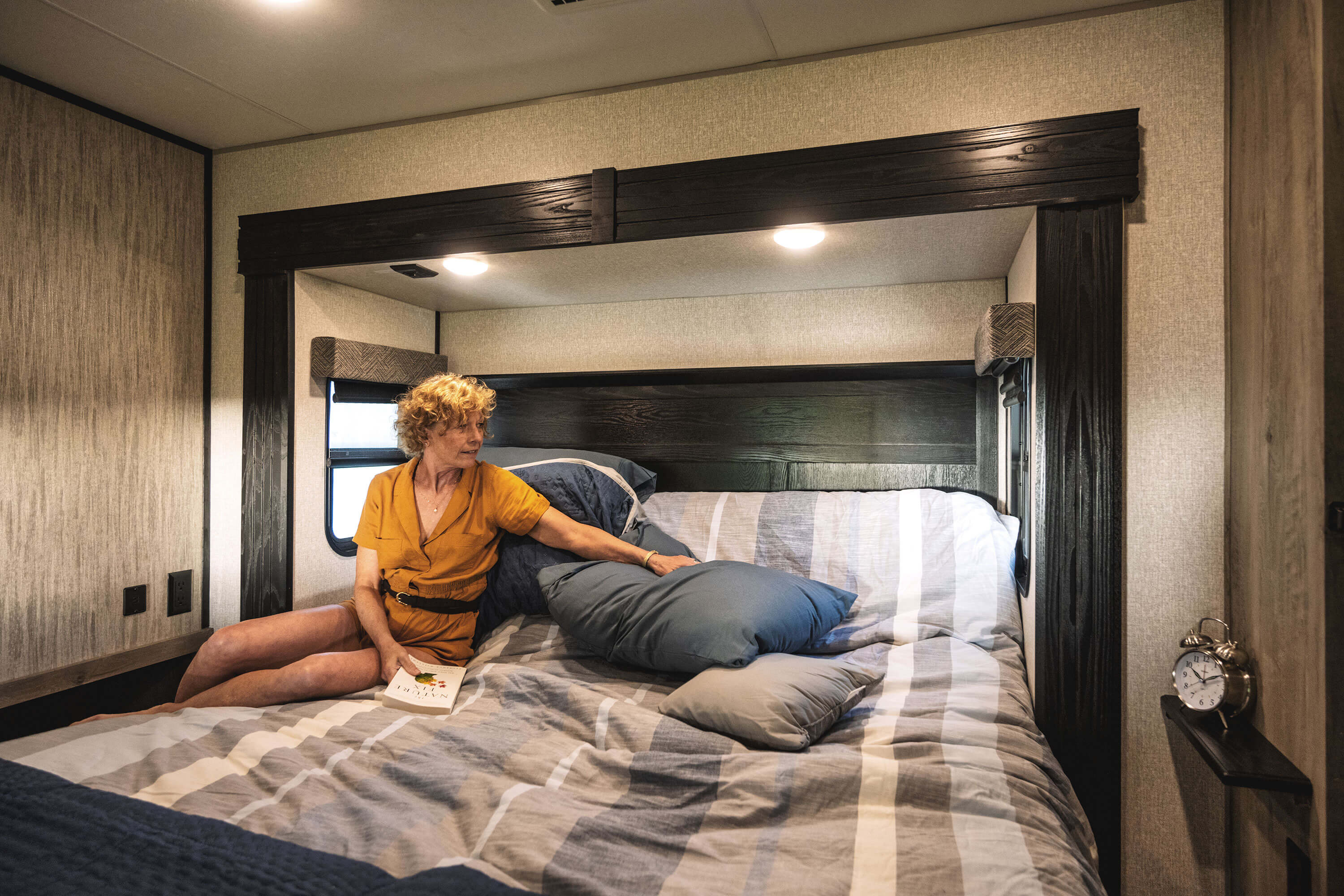 2022 Durango Gold Fifth Wheels Media Center | KZ RV
