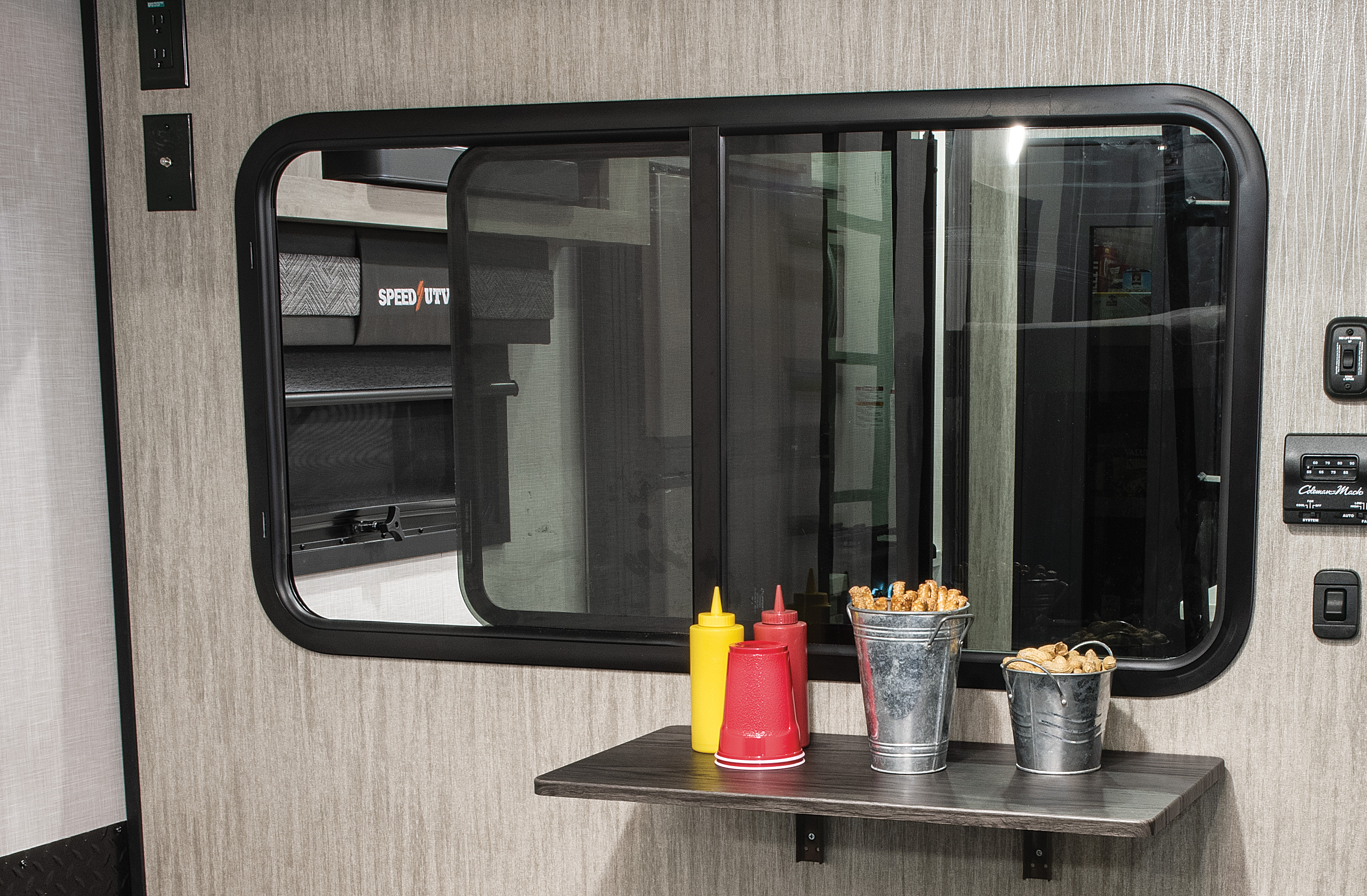 2023 Robby Gordon Speed UTV Fifth Wheels Media Center | KZ RV