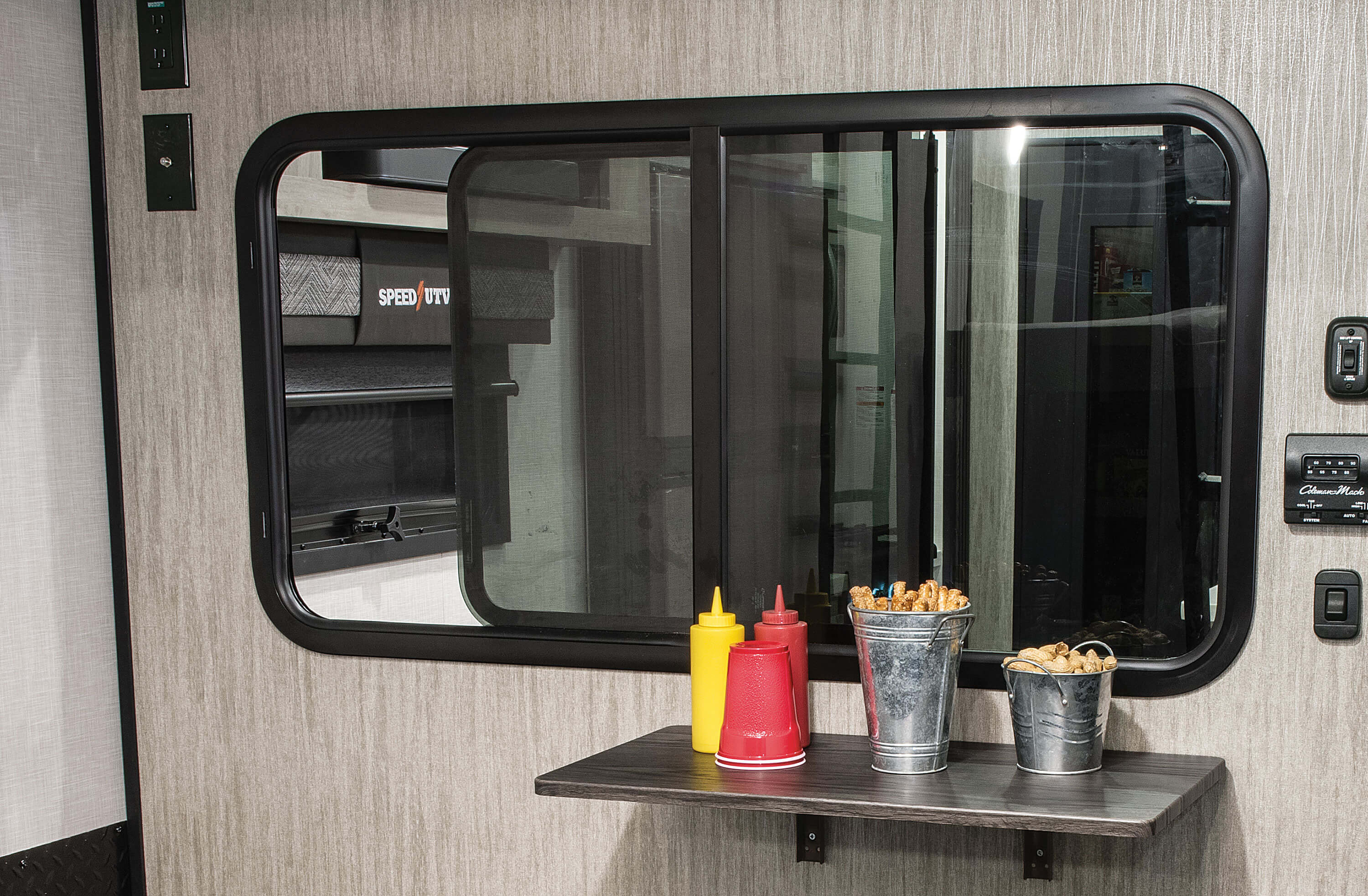 2023 Robby Gordon Speed UTV Fifth Wheels Media Center | KZ RV