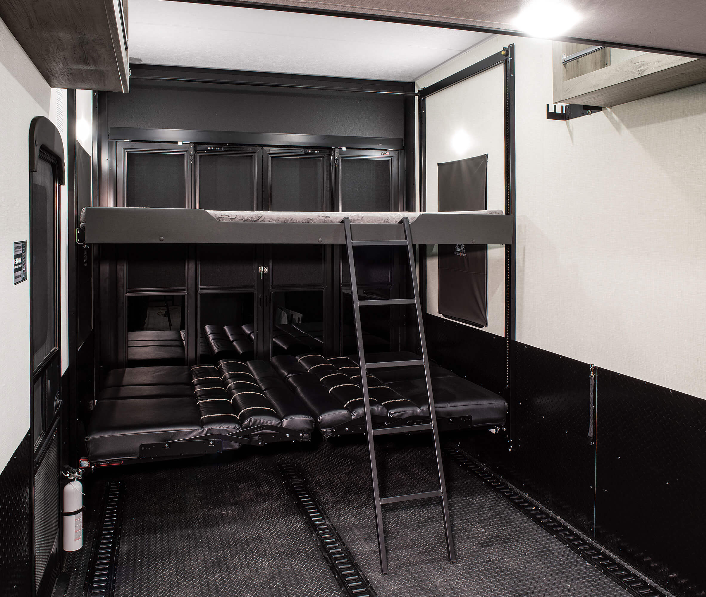 2023 Robby Gordon Speed UTV 3916RG Fifth Wheel | KZ RV