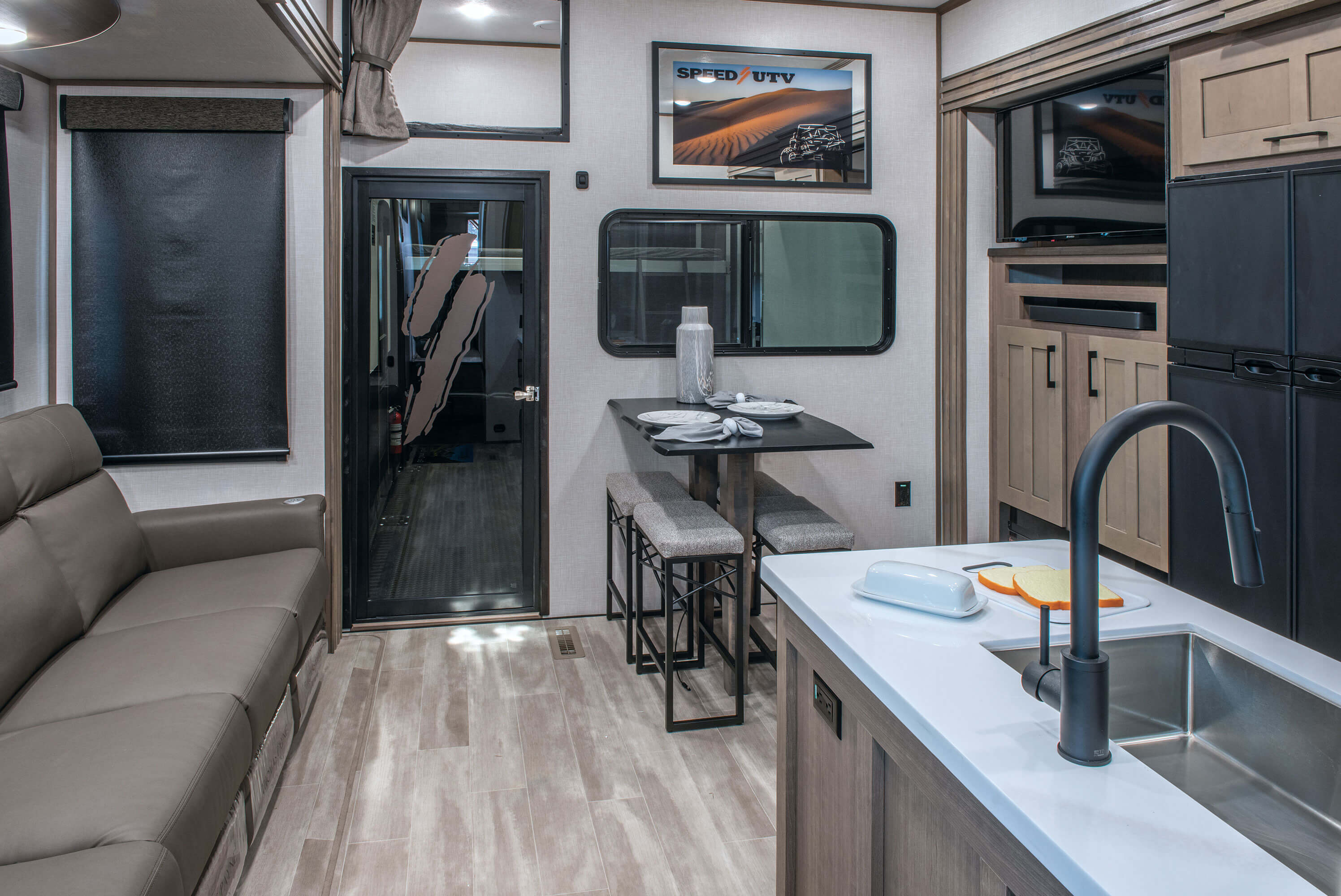 2024 Robby Gordon Speed UTV Fifth Wheels Media Center | KZ RV