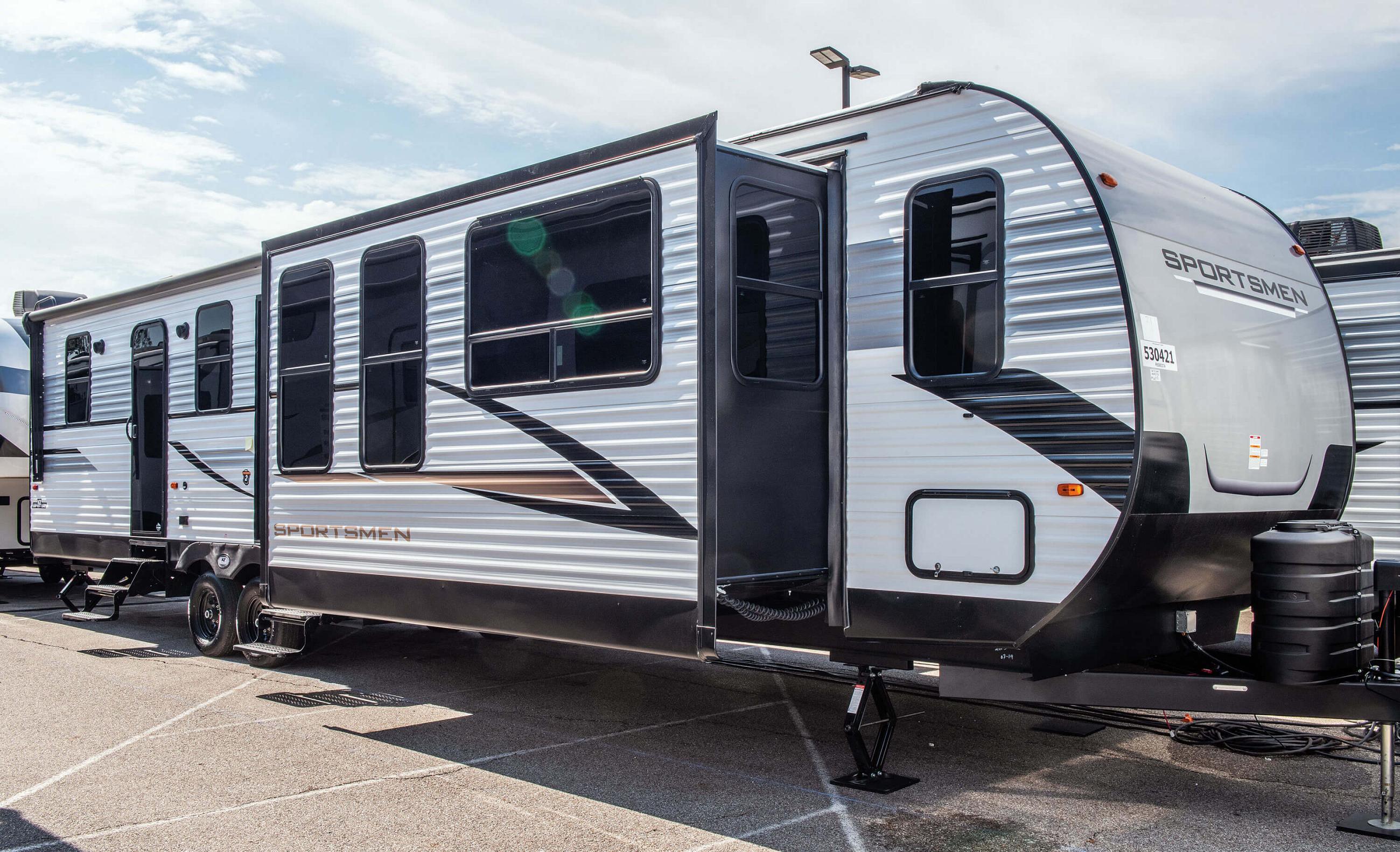 2024 Sportsmen® 364BH Destination Trailer | KZ RV