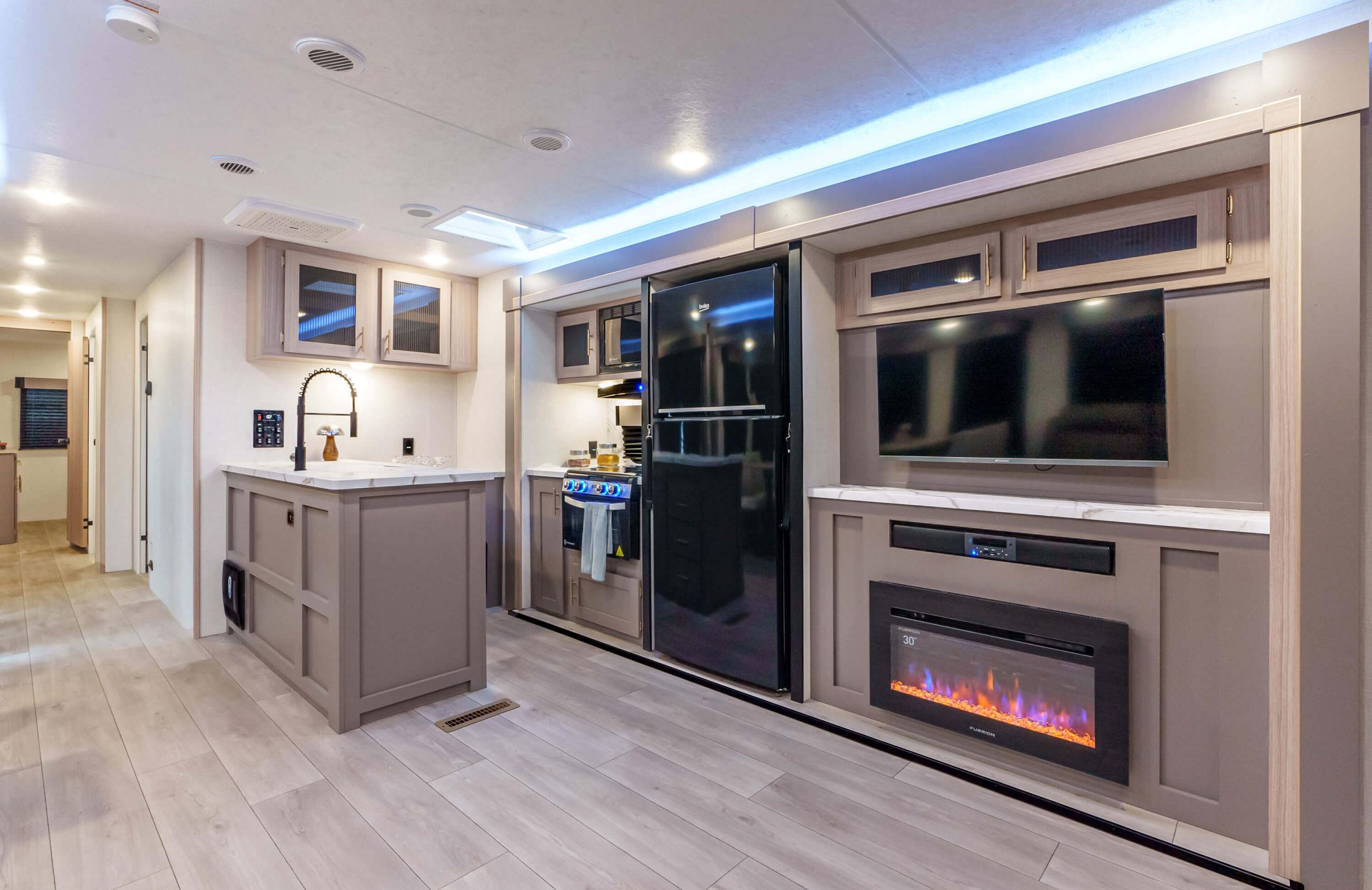 2025 Sportsmen® Destination Trailers Gallery | KZ RV