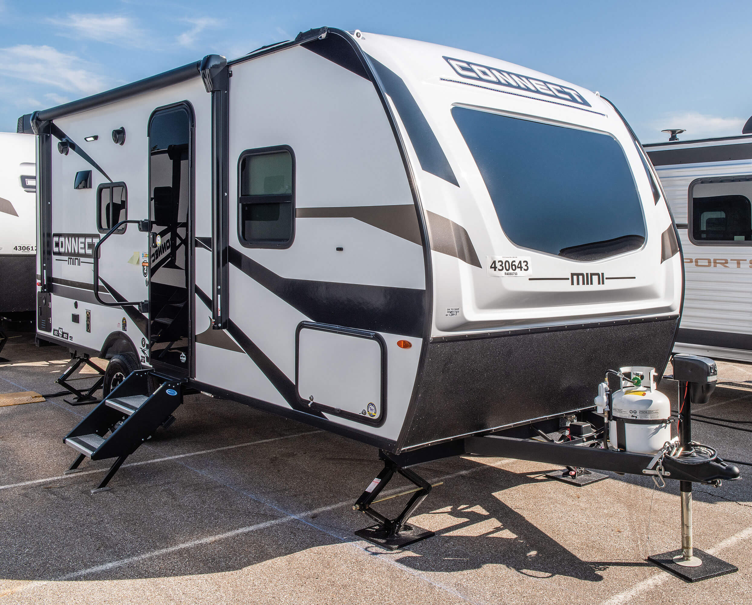 Connect® Mini CM181RB Travel Trailer | KZ RV