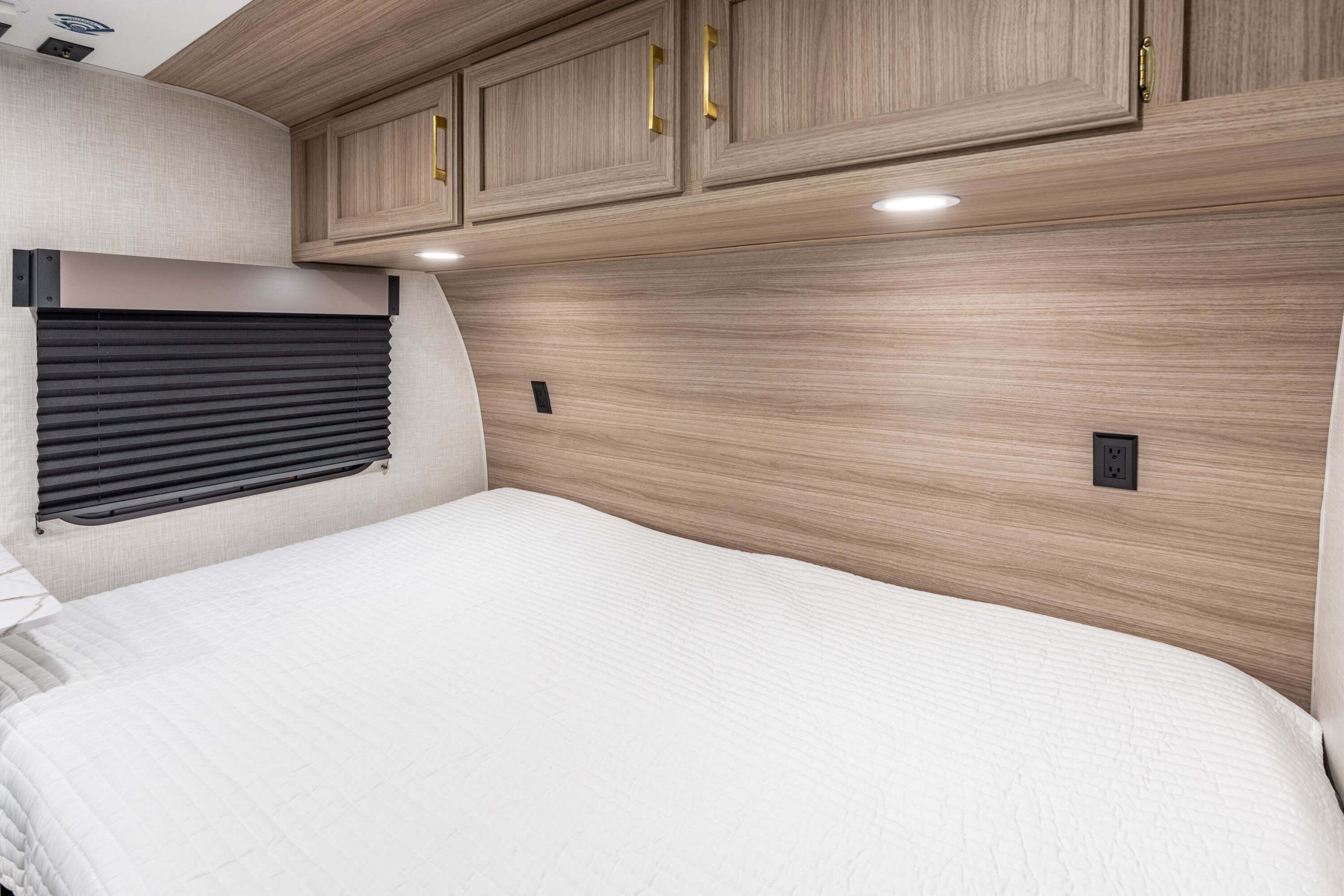 Sportsmen® Classic 130RD Travel Trailer | KZ RV